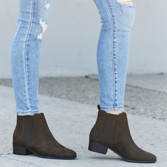 Fortune Dynamic | Shoes | Fortune Dynamic Falling In Love Faux Suede ...